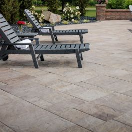 BELGARD Origins™ 18, Paver Bricks, 3-Piece System | Gertens Garden Center